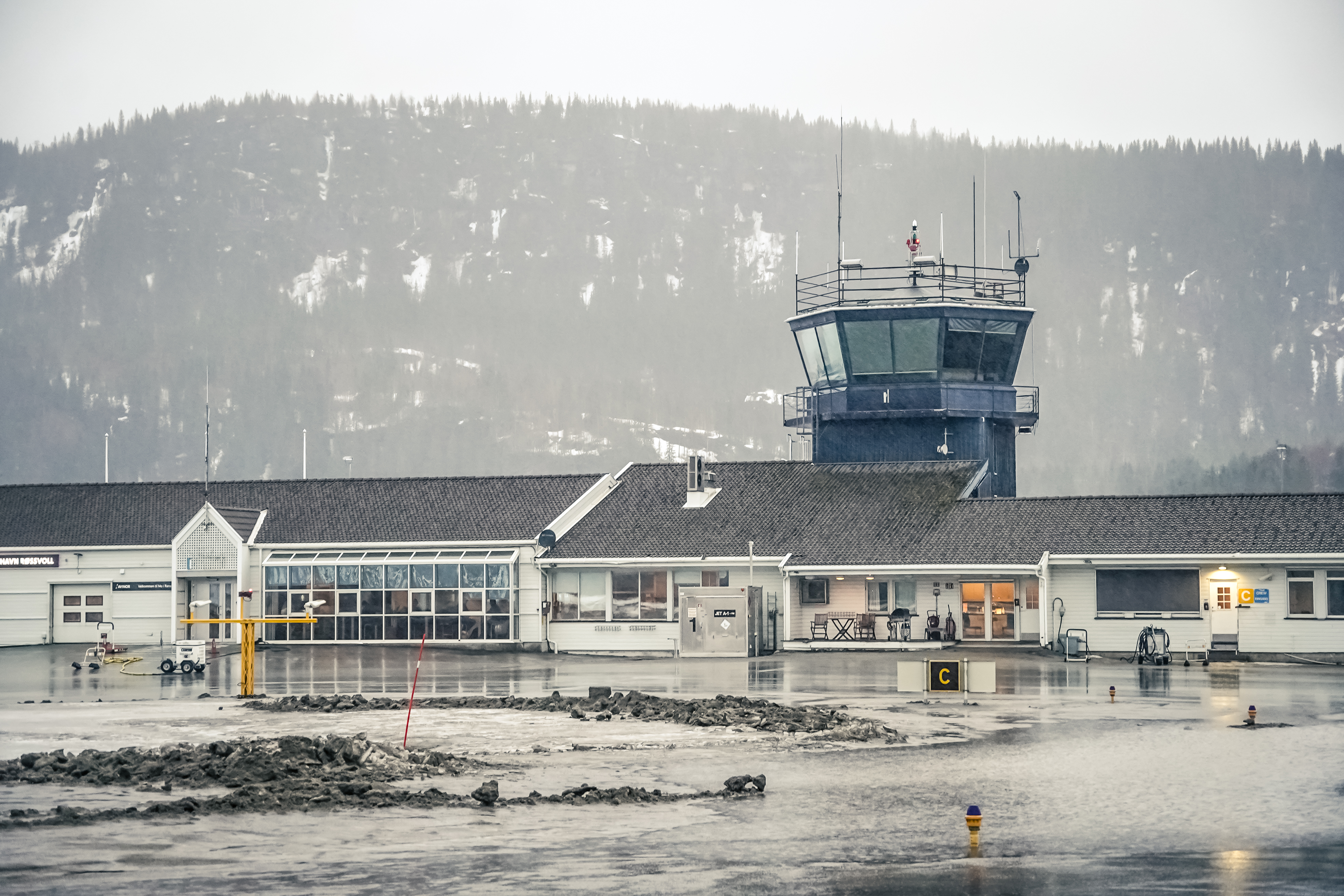 Mo i Rana lufthavn - Avinor